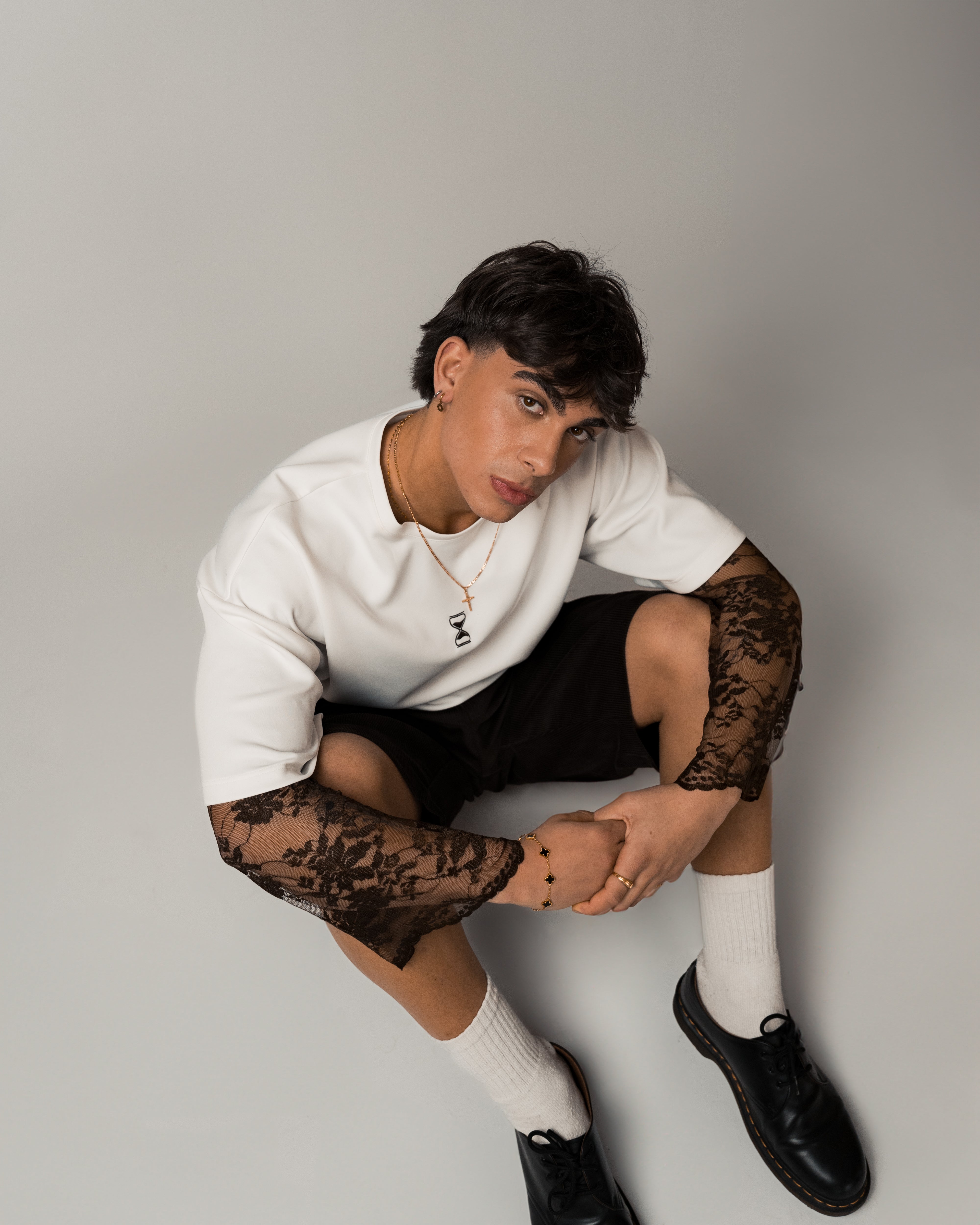 ESSENCE – OUT'VERSE